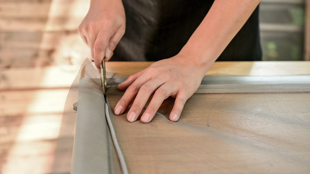 Repair,Window,Frame,With,New,Mosquito,Wire,Screen.,Stay,Home - Pointe ...