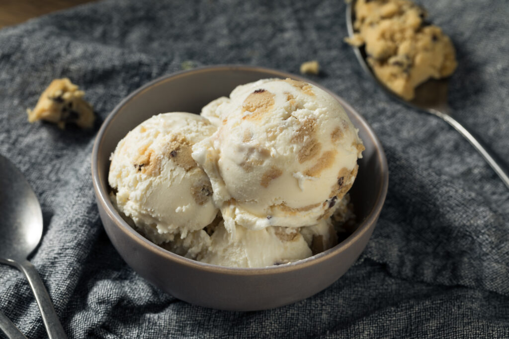 Frozen,Cookie,Dough,Ice,Cream,Ready,To,Eat,For,Dessert - Pointe Pest ...